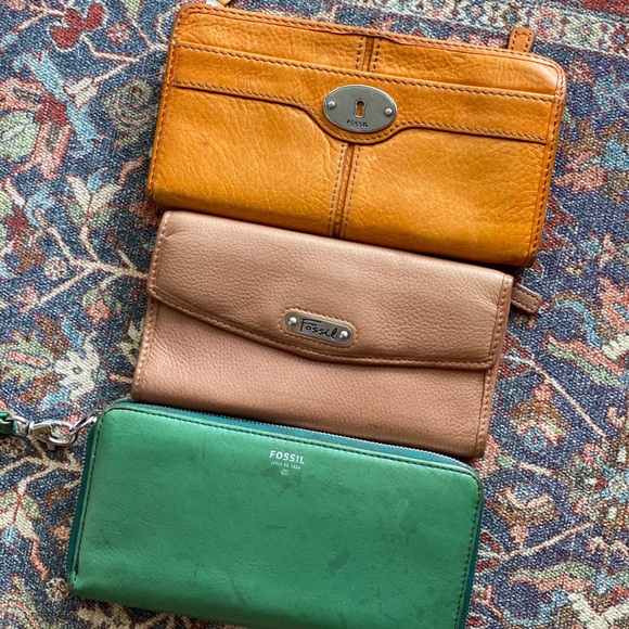 Fossil | Bags | Fossil Wallets | Poshmark